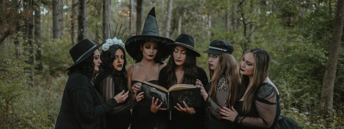 Heksen wat doen ze eigenlijk - Mediumlijn